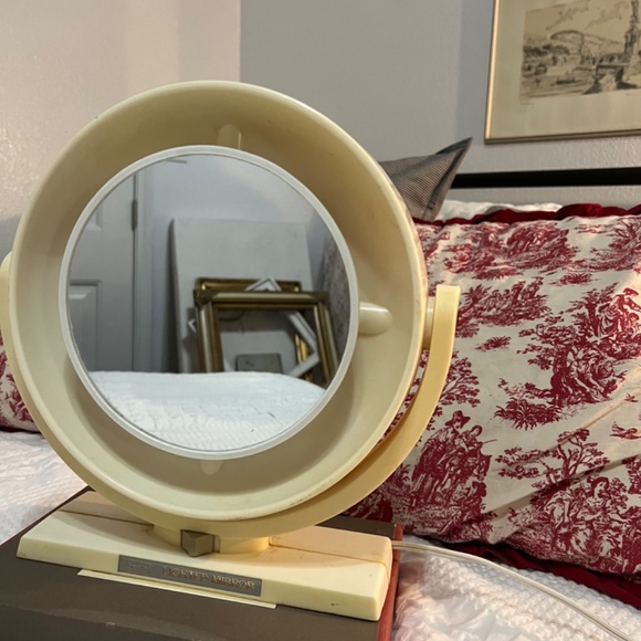 Sears | Bath | Vintage 7s Sears Lighted Makeup Mirror | Poshmark